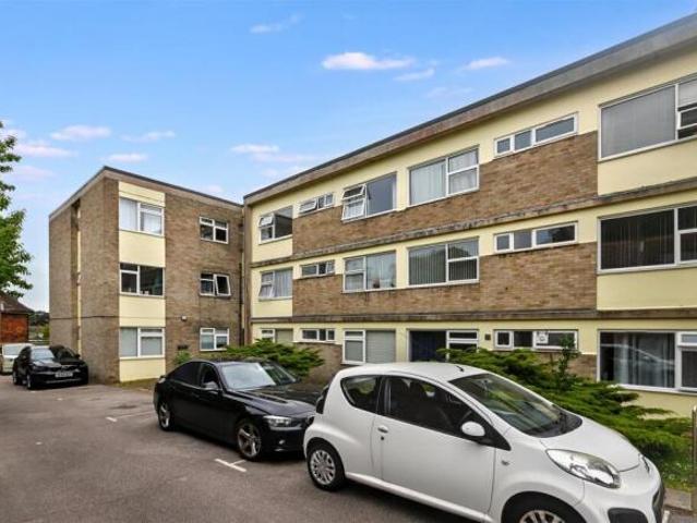 2 bedroom flat for sale in St. Annes Road, Eastbourne, BN21