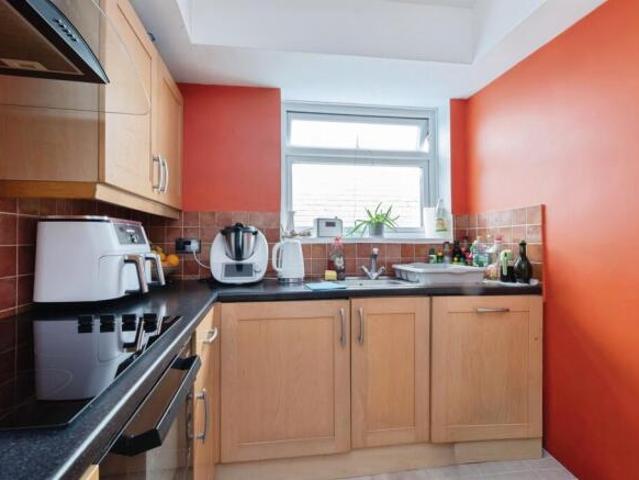 2 bedroom flat for sale in St. Anthonys Road, Bournemouth, BH2