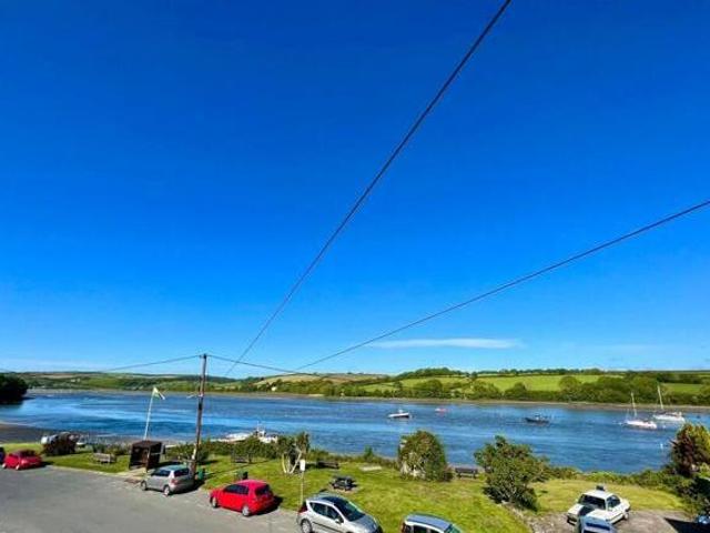 2 Bedroom Flat For Sale In St. Dogmaels, Cardigan