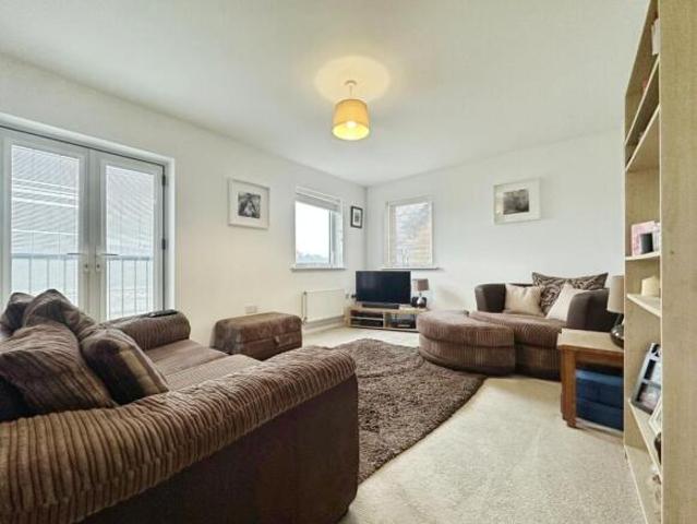 2 bedroom flat for sale in St Georges Quay, Lancaster, LA1