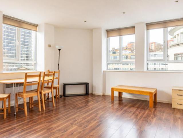 2 bedroom flat for sale in St. Giles Court, Small Street, Bristol, BS1 1DZ, BS1