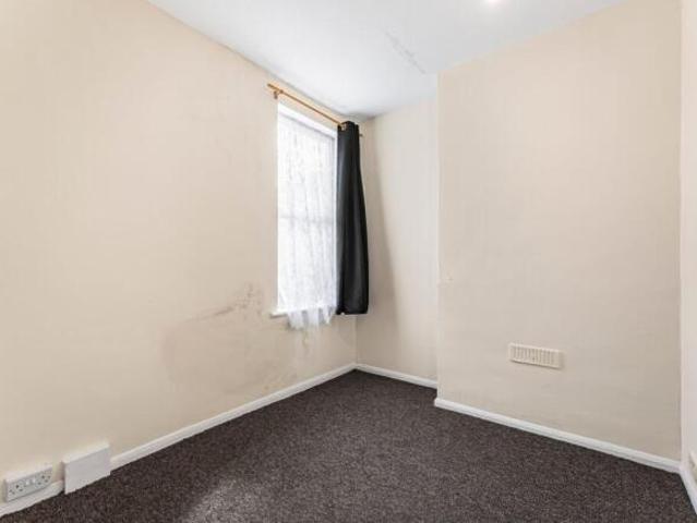 2 bedroom flat for sale in St. Heliers Road, LEYTON, E10