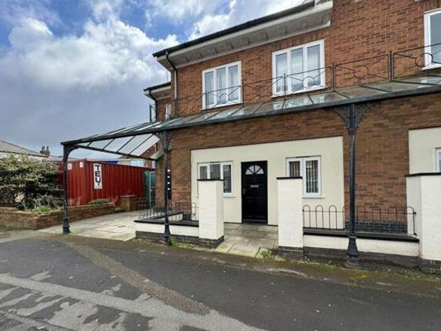 2 Bedroom Flat For Sale In St. James Street, Southport