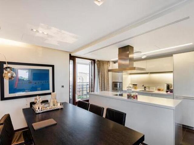 2 Bedroom Flat For Sale In St John´s Wood, London