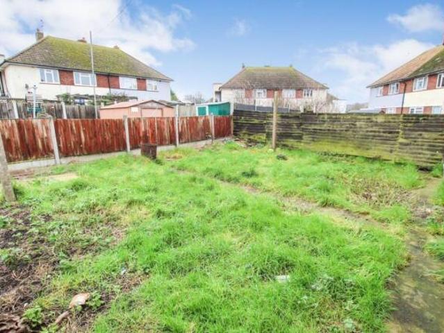 2 bedroom flat for sale in St. Johns Avenue, Ramsgate, CT12