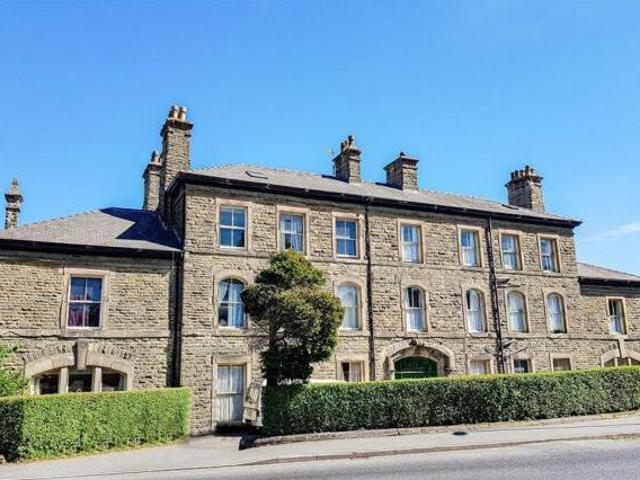 2 Bedroom Flat For Sale In St. Johns Road