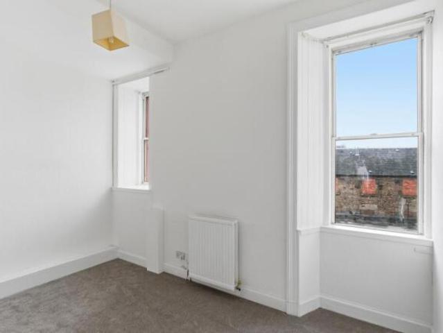 2 bedroom flat for sale in St Leonard's Bank, Edinburgh, EH8