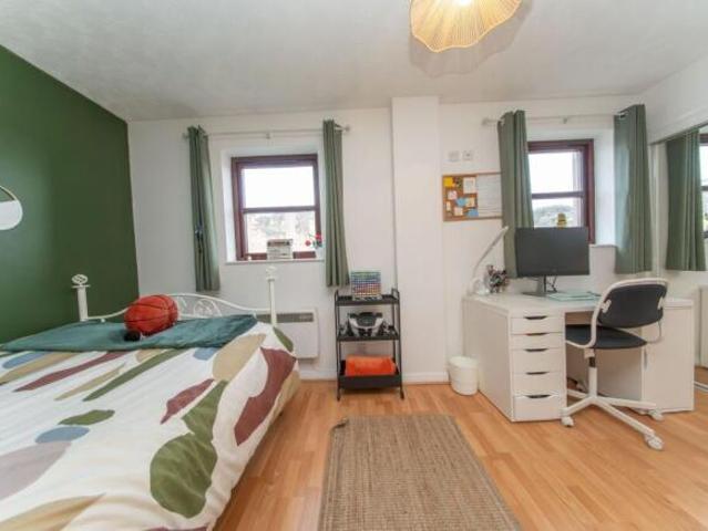 2 bedroom flat for sale in St. Leonards Lane, Edinburgh, EH8