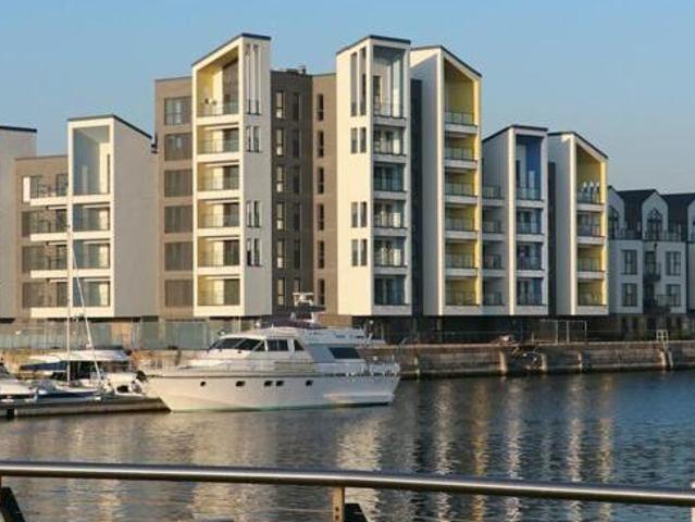 2 Bedroom Flat For Sale In St. Marys Island, Chatham