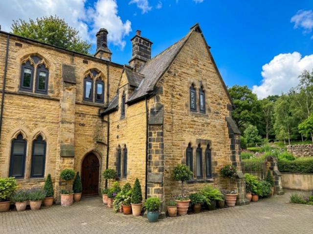 2 bedroom flat for sale in St Marys Place, Leeds, LS9