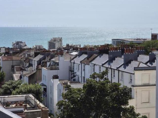 2 bedroom flat for sale in St Michaels Place, Brighton, BN1