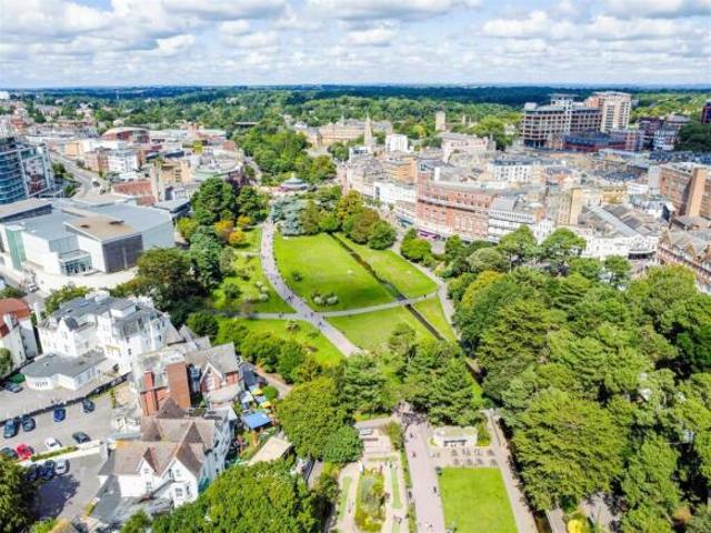 2 bedroom flat for sale in St. Michaels Road, Bournemouth, BH2