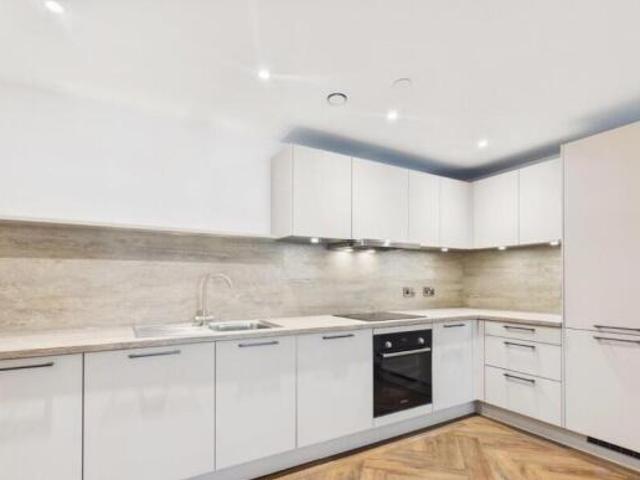 2 bedroom flat for sale in St Paul's Square, Birmingham, B3