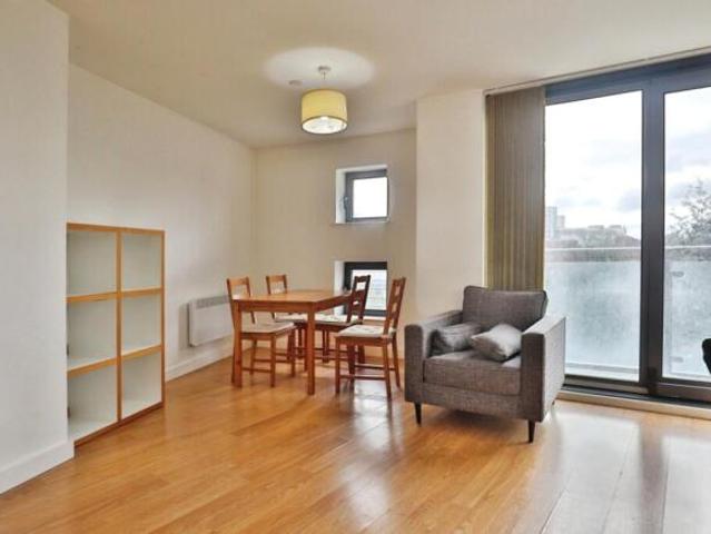 2 bedroom flat for sale in St. Peters Street, Leeds, West Yorkshire, LS9