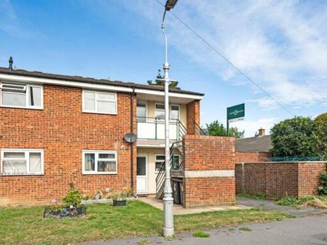 2 Bedroom Flat For Sale In Stotfold
