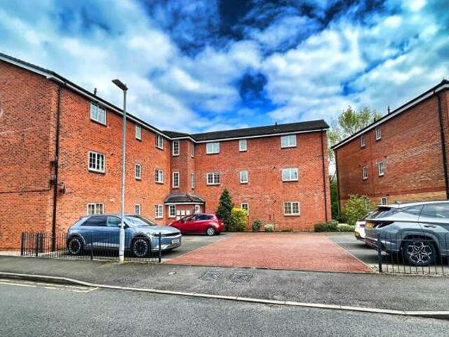 2 Bedroom Flat For Sale In Stoke on trent, Staffordshire
