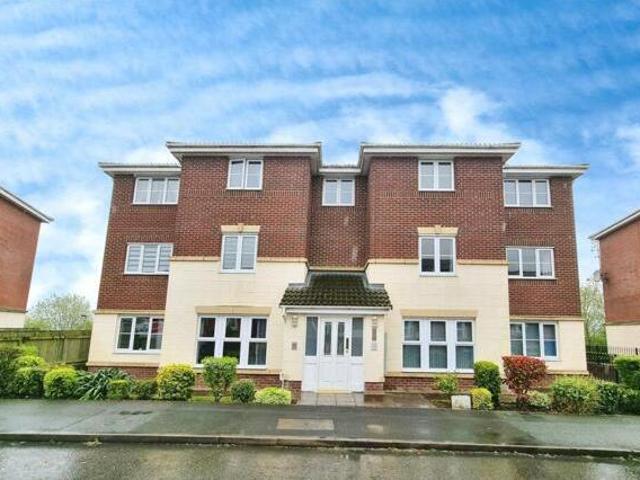 2 Bedroom Flat For Sale In Stoke on trent, Staffordshire