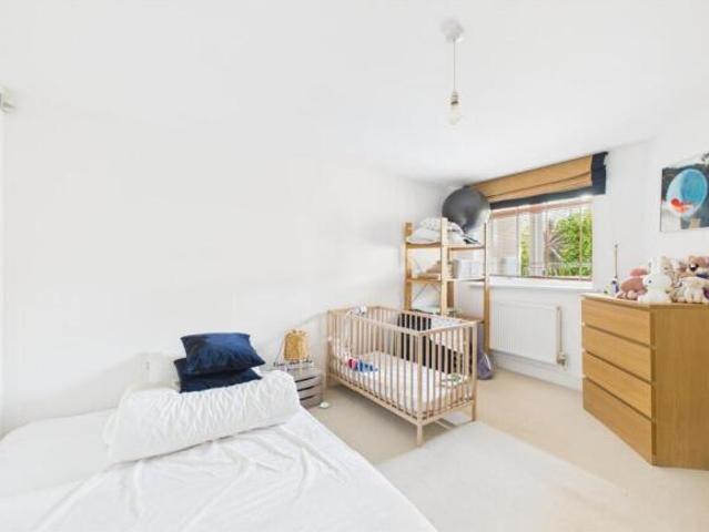 2 bedroom flat for sale in Stoke Park Road South, Sneyd Park, BS9