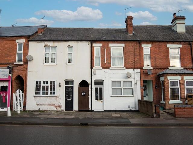 2 bedroom flat for sale in Station Road, Nottingham, NG4