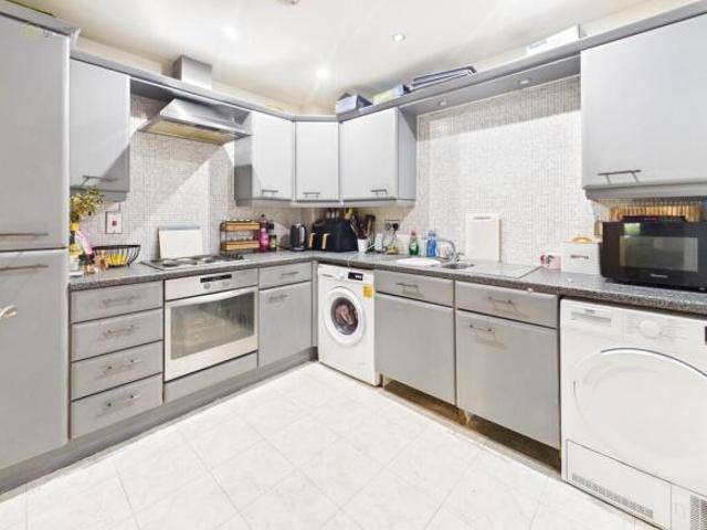 2 bedroom flat for sale in Station Road, Sutton Vesey, Sutton Coldfield, B73