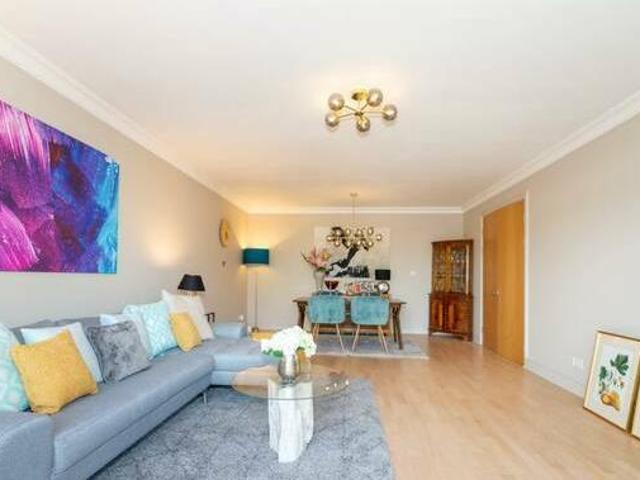 2 bedroom flat for sale in Star Place London E1W