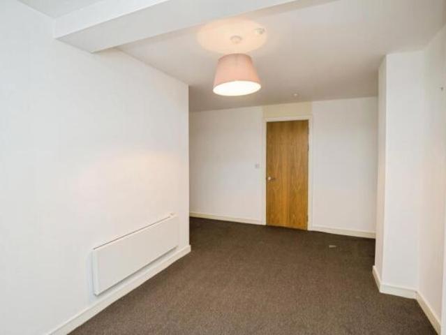 2 bedroom flat for sale in Steam Mill Street, Chester, Cheshire, CH3