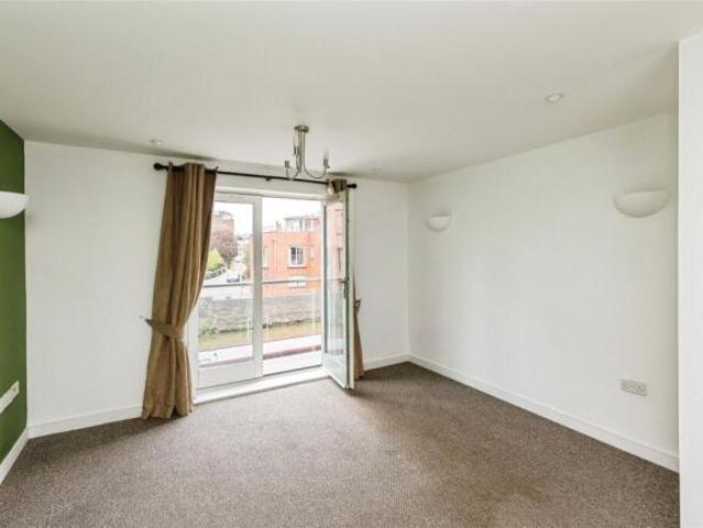 2 bedroom flat for sale in Steam Mill Street, CHESTER, Cheshire, CH3