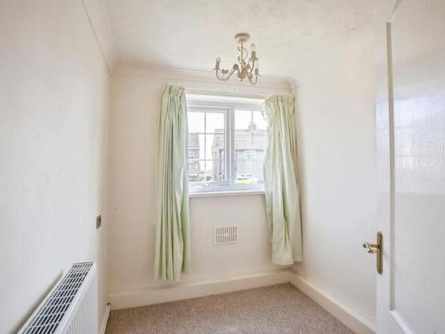2 bedroom flat for sale in Stephen Drive, SHEFFIELD, South Yorkshire, S35