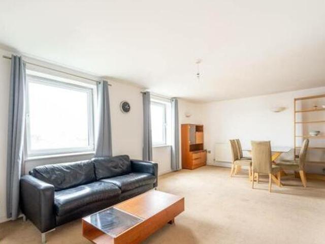 2 Bedroom Flat For Sale In Stratford, London