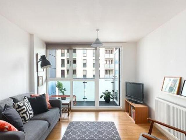 2 Bedroom Flat For Sale In Stratford, London