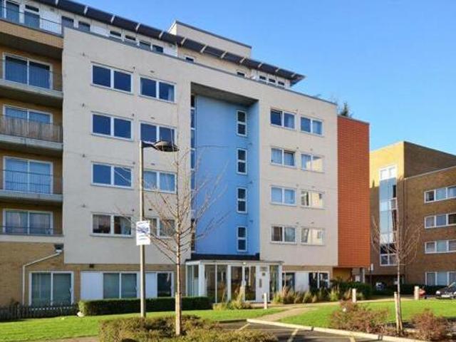 2 Bedroom Flat For Sale In Stratford, London