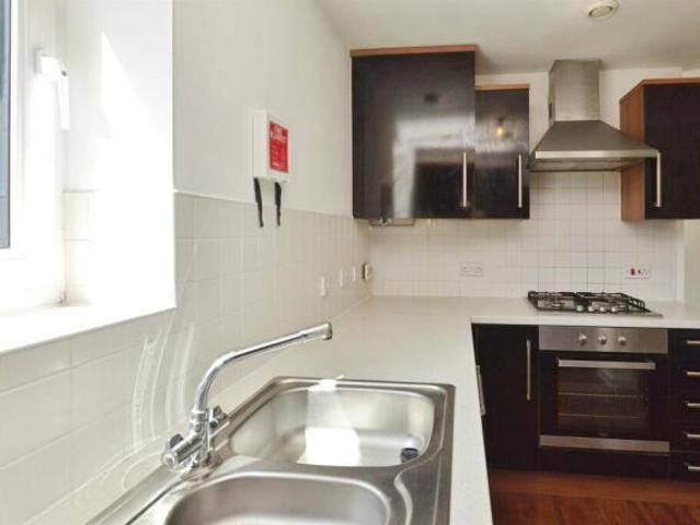 2 bedroom flat for sale in Stratford Road, Wolverton, Milton Keynes, MK12