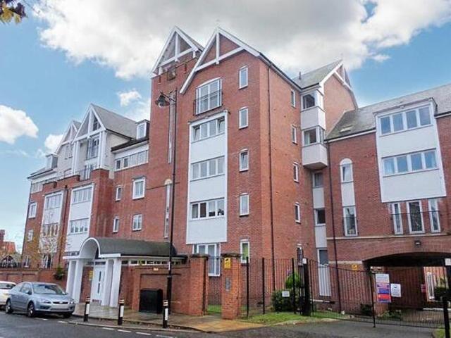 2 Bedroom Flat For Sale In Sunderland, Tyne And Wear