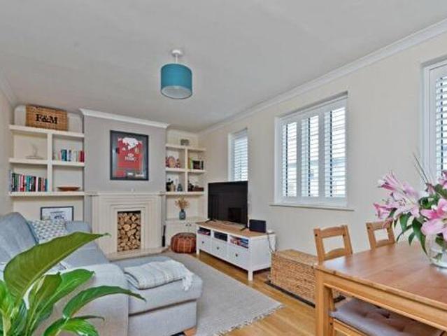 2 Bedroom Flat For Sale In Surbiton