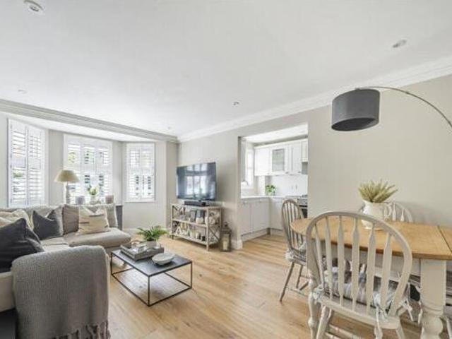 2 Bedroom Flat For Sale In Surbiton