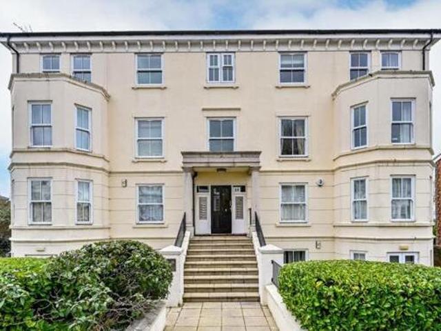 2 Bedroom Flat For Sale In Surbiton