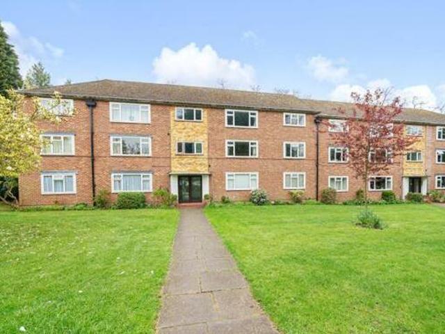 2 Bedroom Flat For Sale In Surrey
