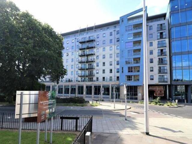 2 Bedroom Flat For Sale In Surrey