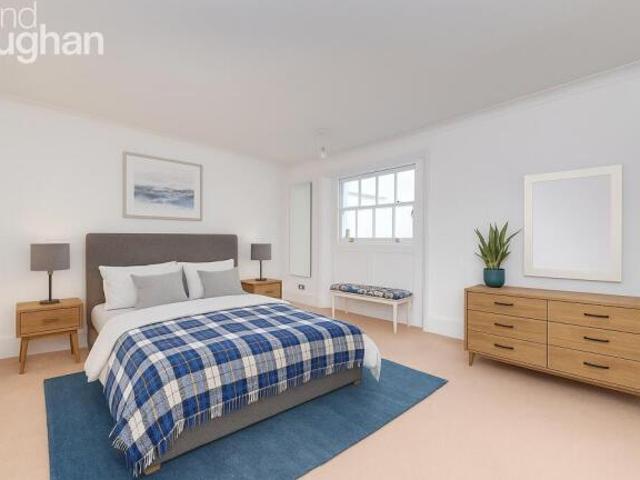 2 bedroom flat for sale in Sussex Square, Kemp Town, Brighton, East Sussex, BN2