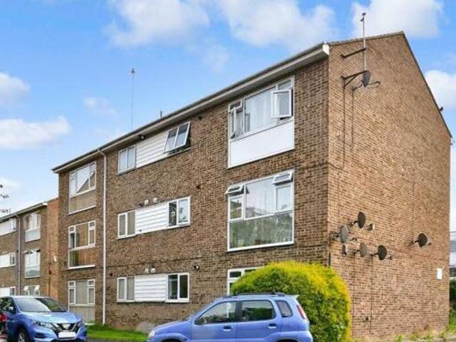 2 Bedroom Flat For Sale In Sutton