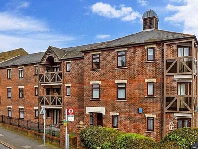 2 Bedroom Flat For Sale In Sutton
