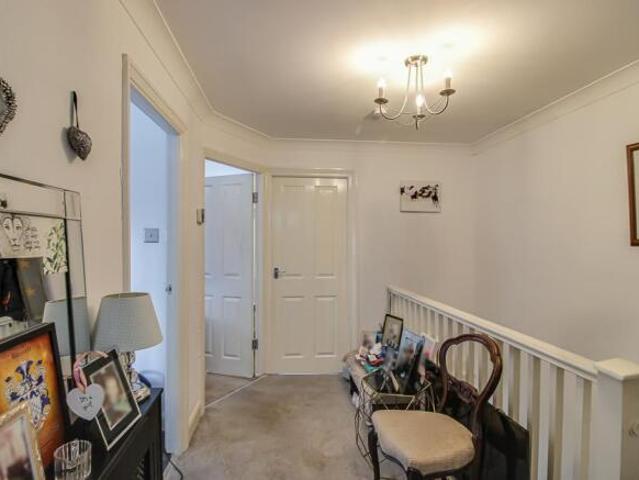 2 bedroom flat for sale in Sutton Road, Southend on Sea, SS2
