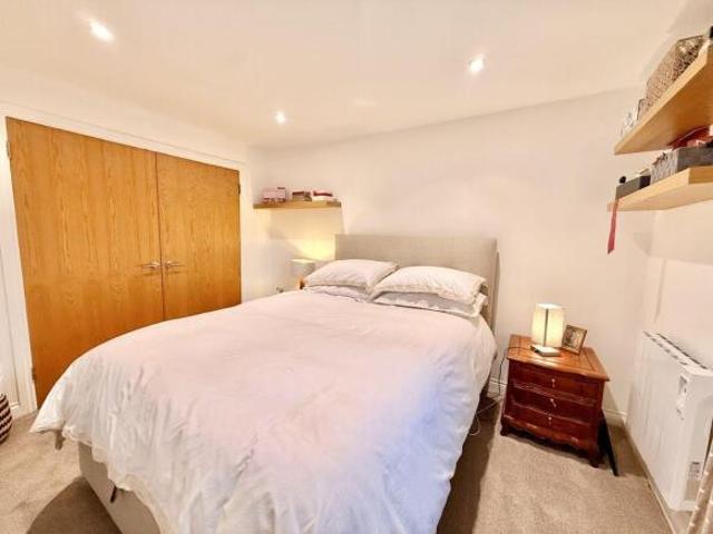 2 bedroom flat for sale in Sutton Wharf, Plymouth Stunning Harbour views and excellent location, PL4