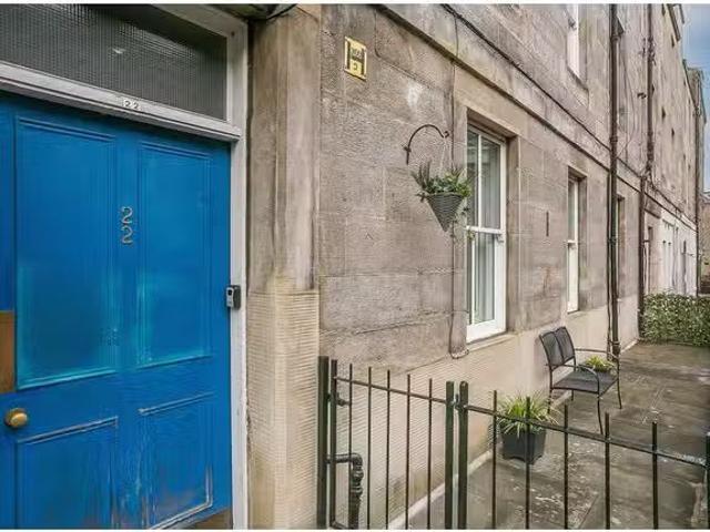 2 bedroom flat for sale, Prince Regent Street, Leith, Edinburg.
