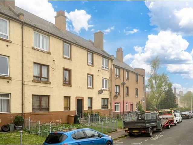 2 bedroom flat for sale, Royston Mains Street, Granton, Edinbu.