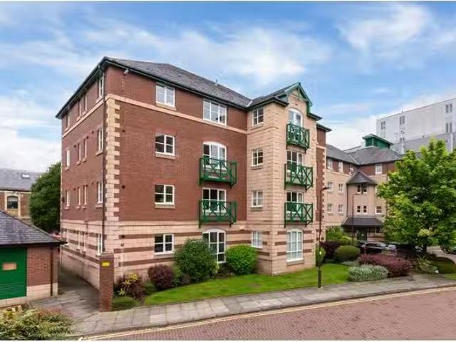 2 bedroom flat for sale, Silvermills, Stockbridge, Edinburgh.