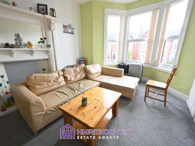 2 bedroom Flat for rent Available 15/07/2026 Wingrove Road, Fenham, Newcastle Upon Tyne, NE4 9BQ £850.00