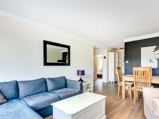 2 Bedroom Flat For Rent In 43 Putney Hill