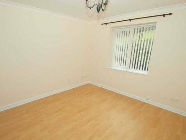 2 bedroom flat for rent in 433a Meanwood Road LS7