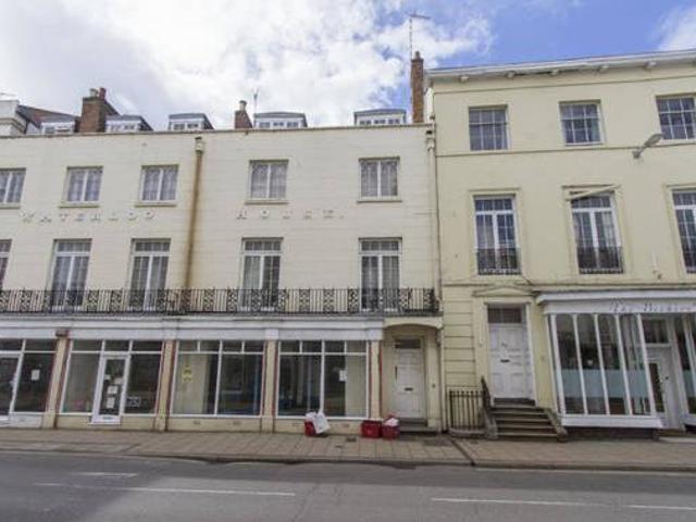 2 bedroom flat for rent in 4448 Bath Street Leamington Spa Warwickshire CV31